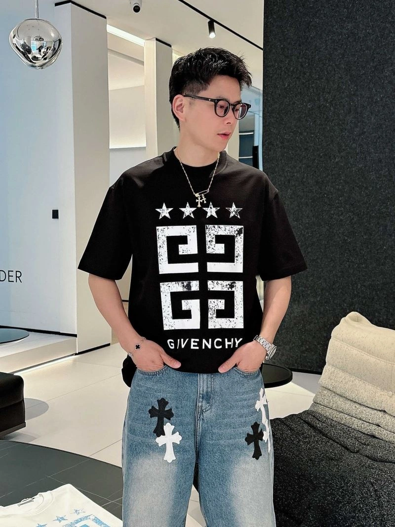 Givenchy T-Shirts
