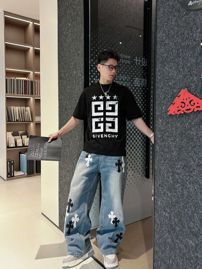 Low-cost Givenchy T-Shirts