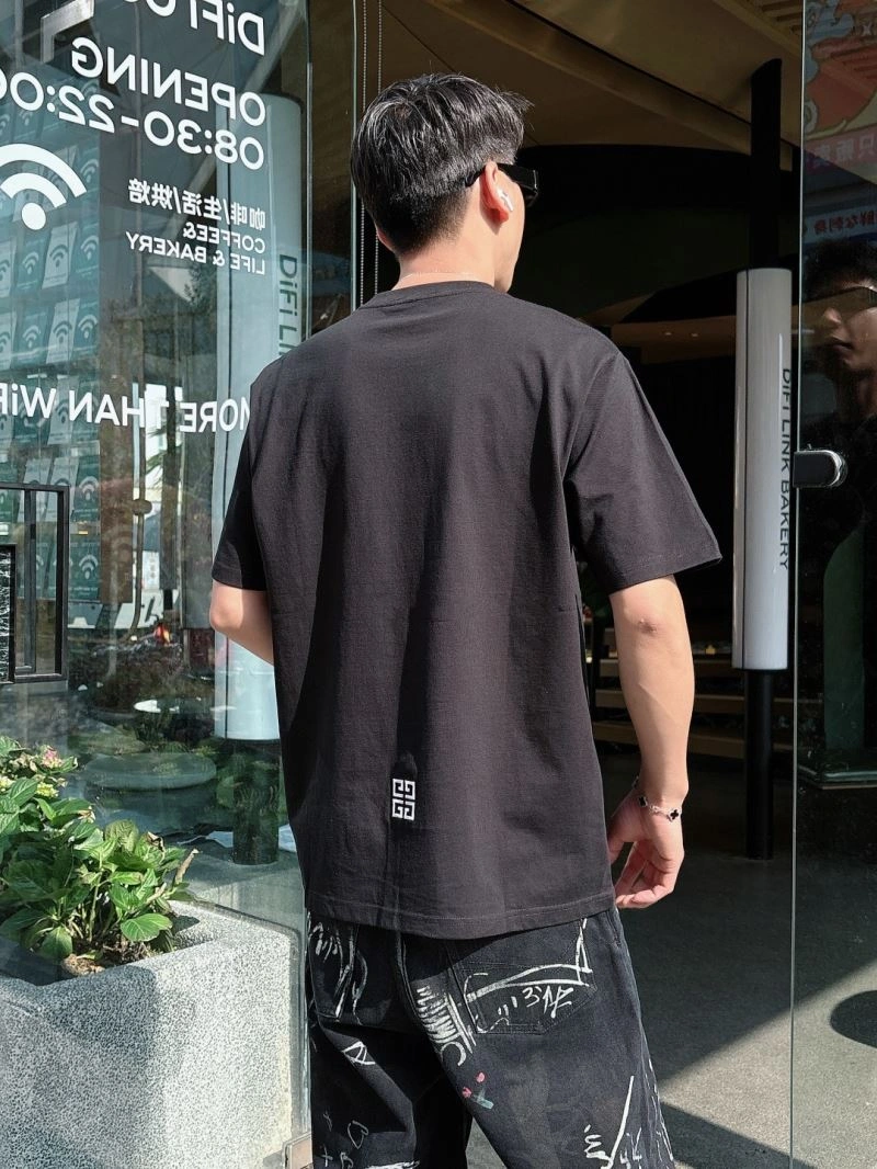 High accuracy Givenchy T-Shirts