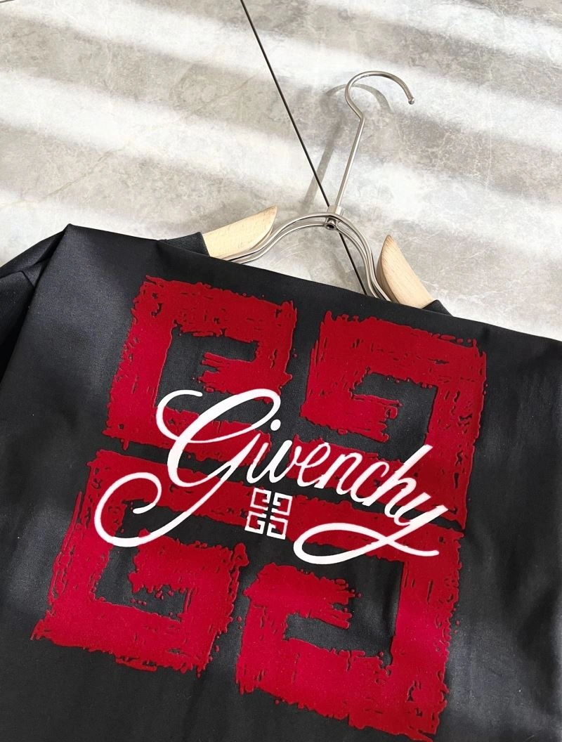 Top mirror Givenchy T-Shirts