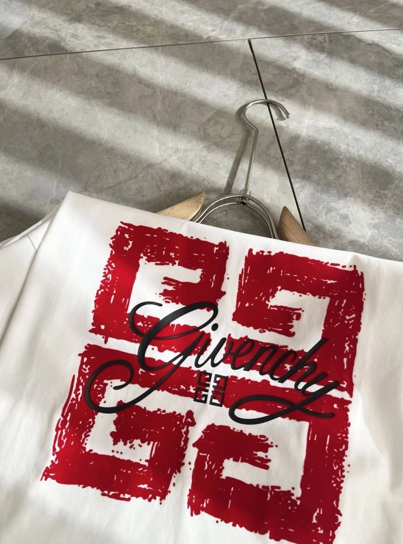 1:1 copy Givenchy T-Shirts