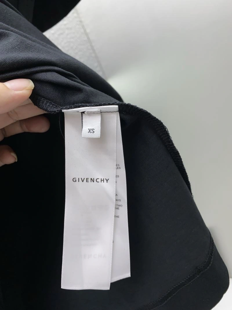 High fidelity Givenchy T-Shirts