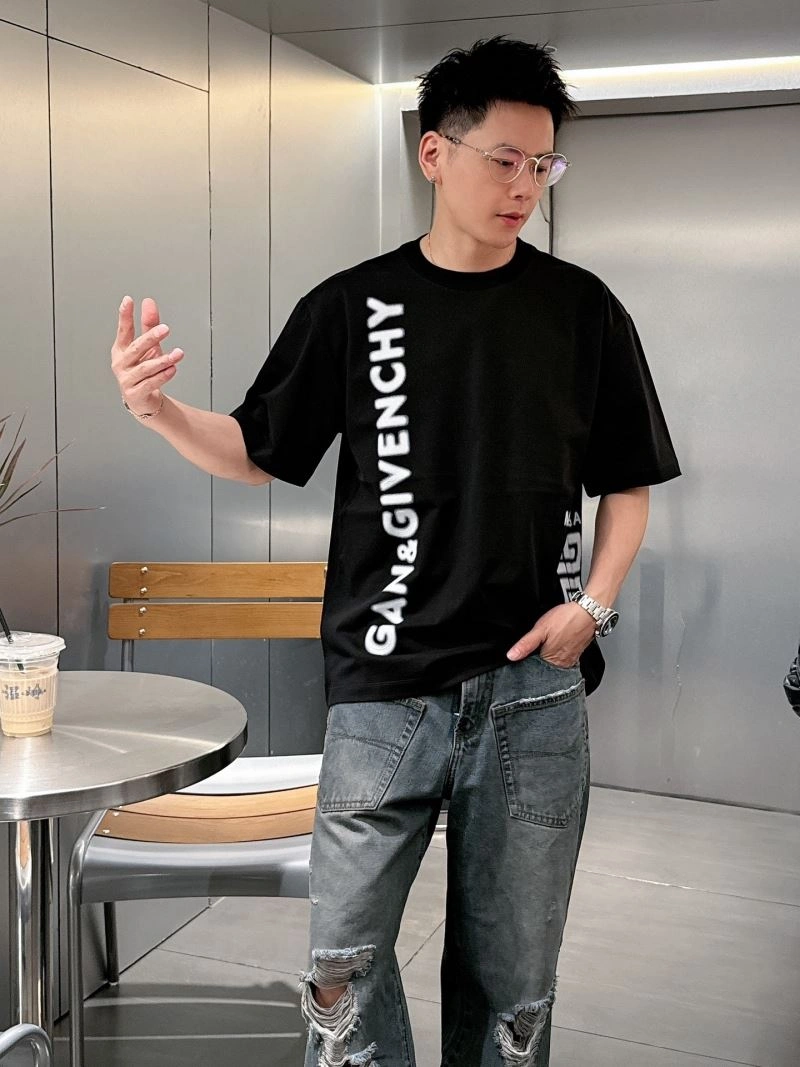 Givenchy T-Shirts