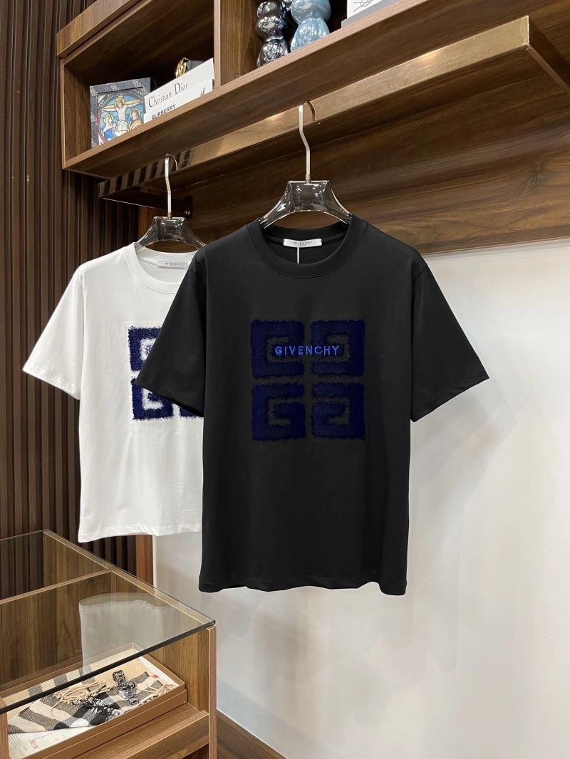 Givenchy T-Shirts