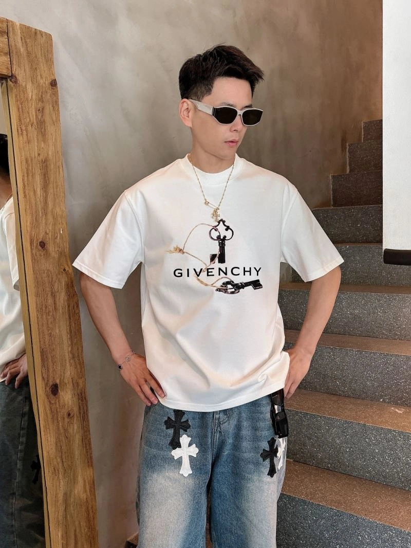 Givenchy T-Shirts
