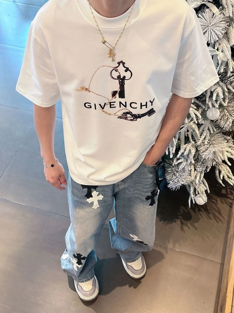 Reasonably priced Givenchy T-Shirts