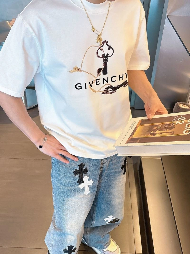 Reasonably priced Givenchy T-Shirts