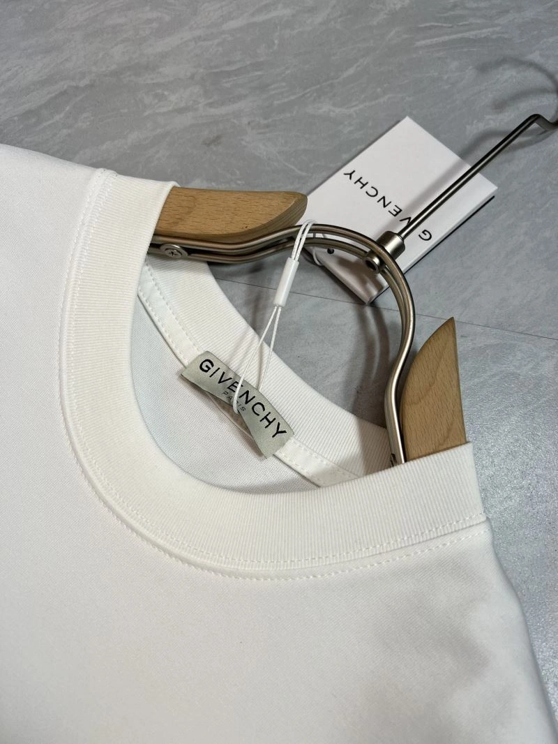 Inexpensive Givenchy T-Shirts