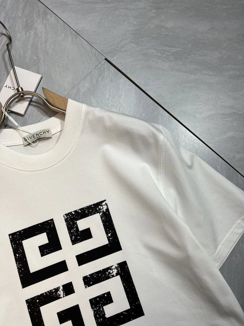 Inexpensive Givenchy T-Shirts