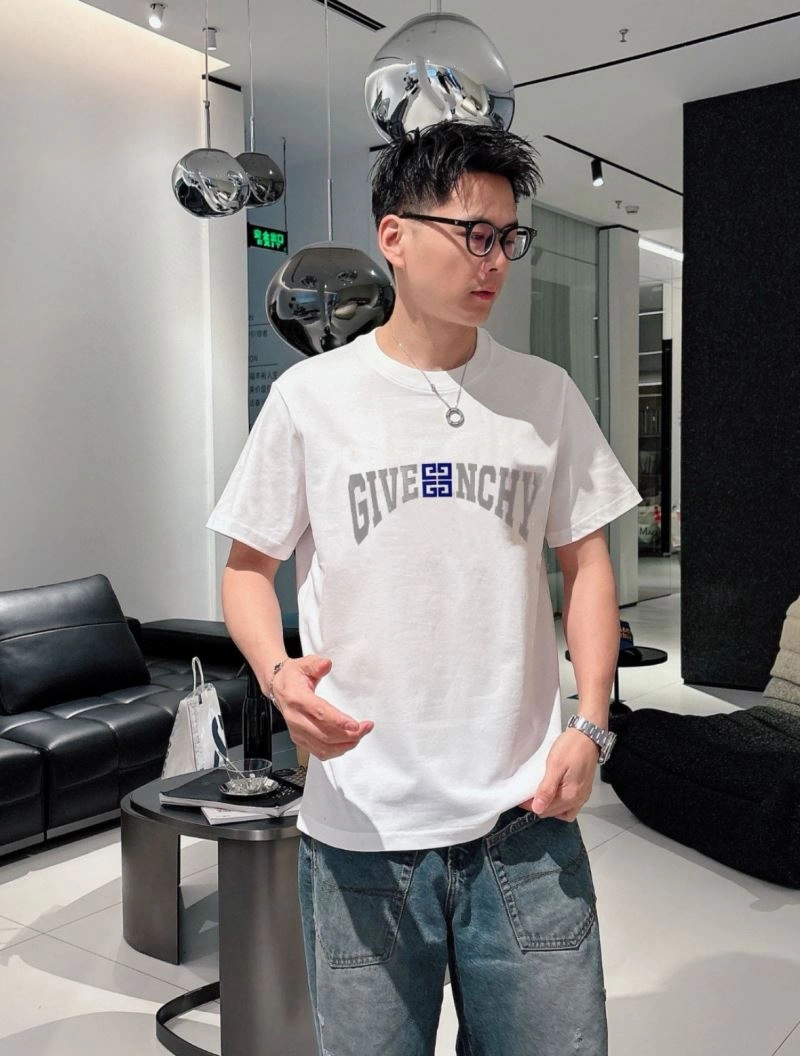 Givenchy T-Shirts