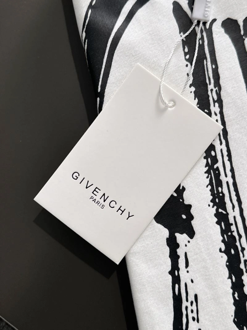 Low-cost Givenchy T-Shirts
