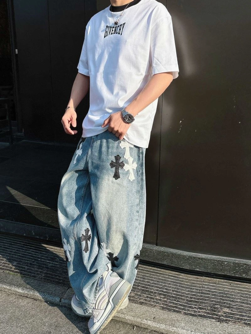Indistinguishable Givenchy T-Shirts