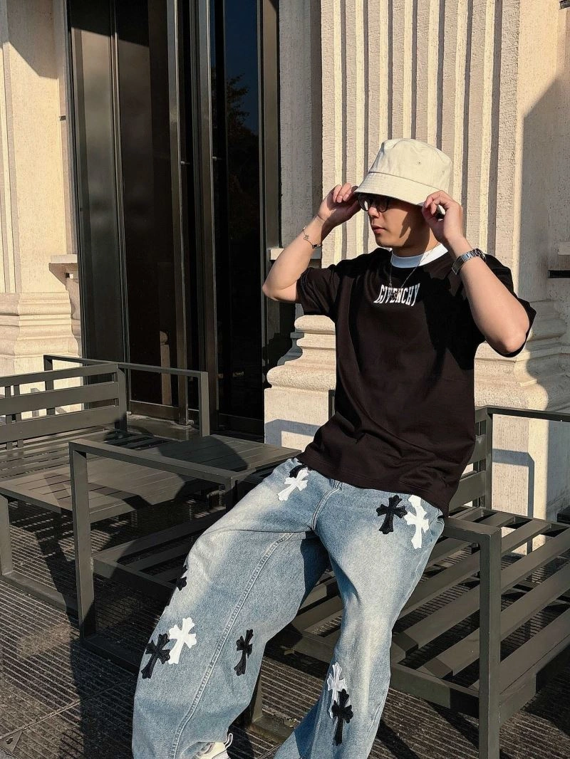 Top match Givenchy T-Shirts