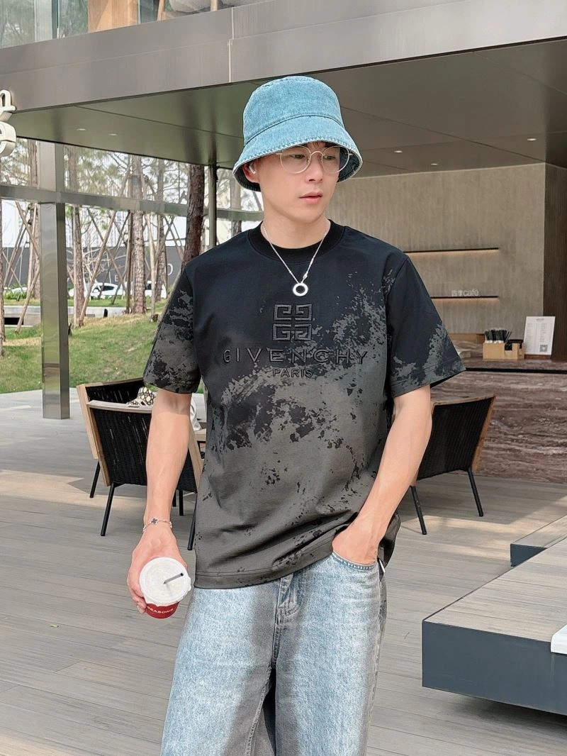 Top match Givenchy T-Shirts