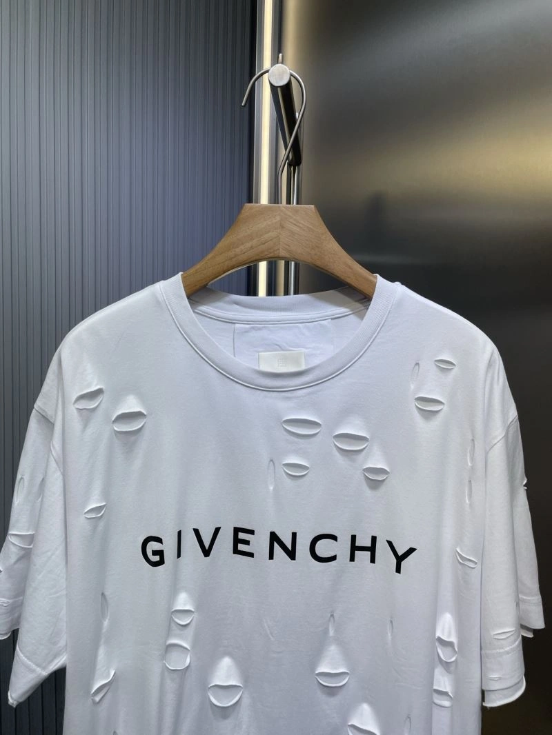Inexpensive Givenchy T-Shirts
