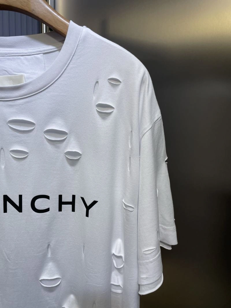Inexpensive Givenchy T-Shirts