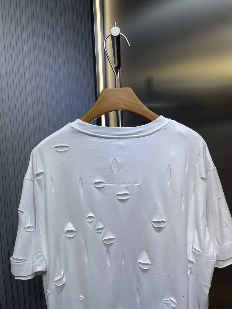 Inexpensive Givenchy T-Shirts