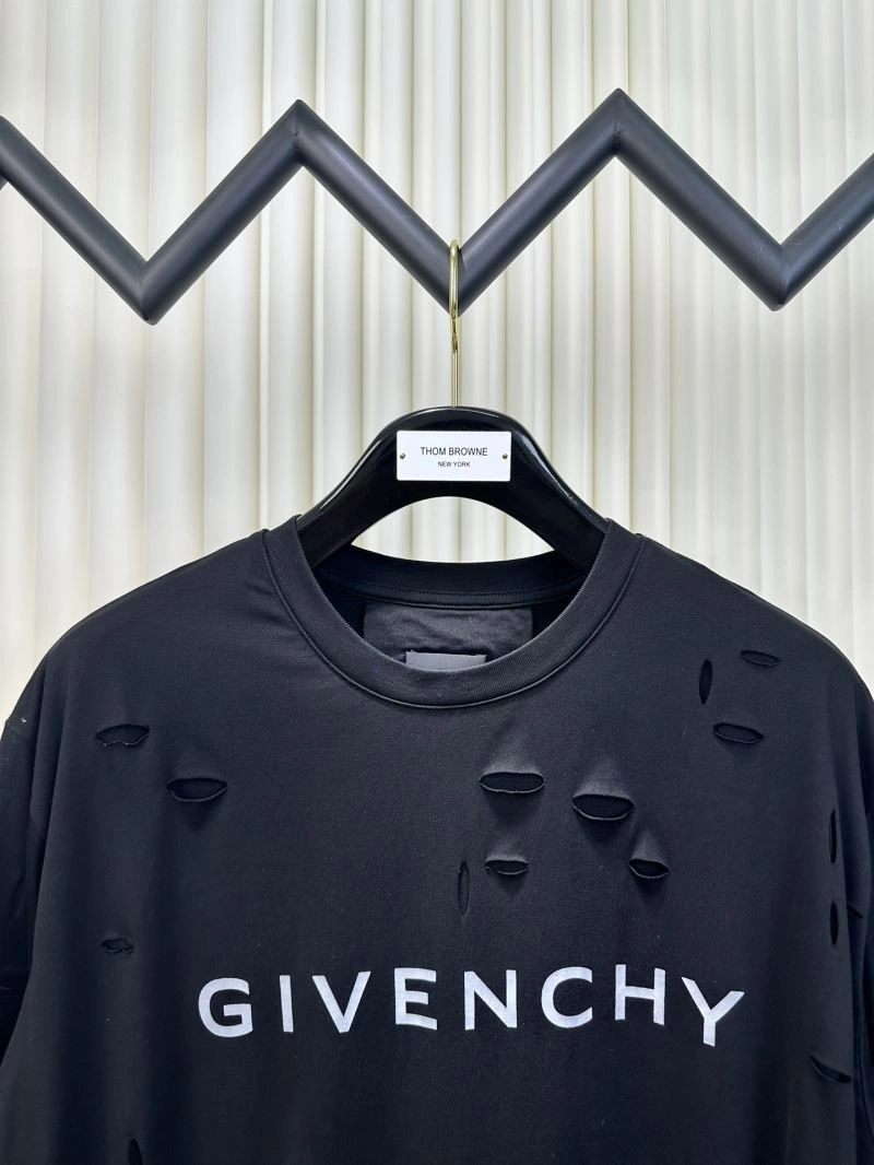 Inexpensive Givenchy T-Shirts