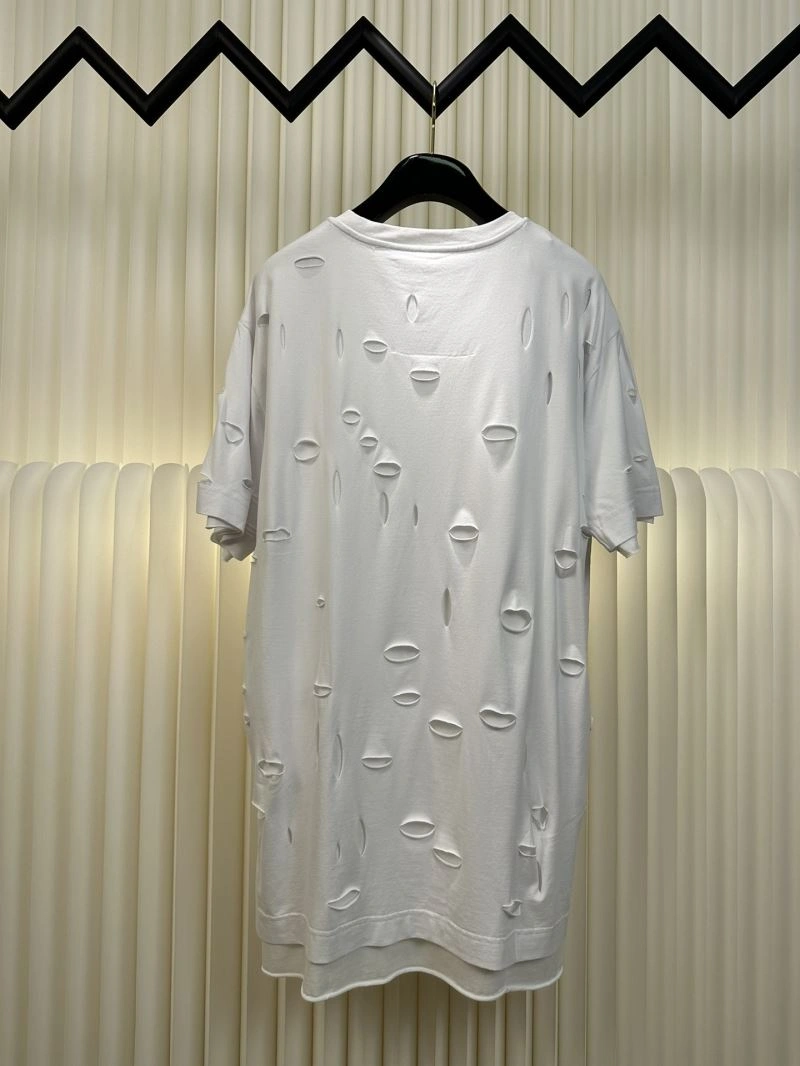 Reasonably priced Givenchy T-Shirts