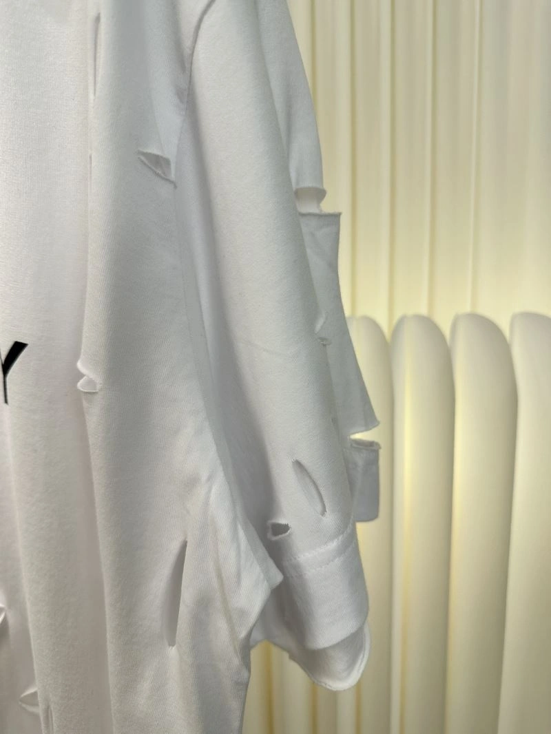 Reasonably priced Givenchy T-Shirts