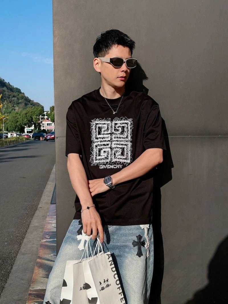 Givenchy T-Shirts