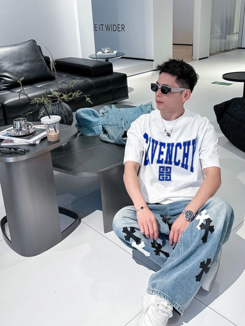 Economical Givenchy T-Shirts