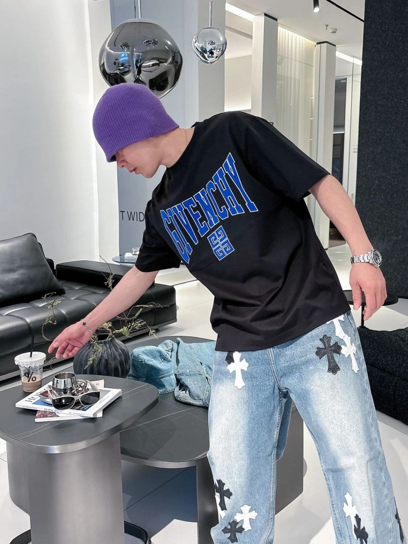 Economical Givenchy T-Shirts