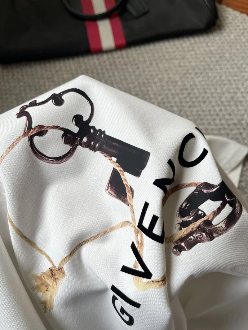 Precise copy Givenchy T-Shirts