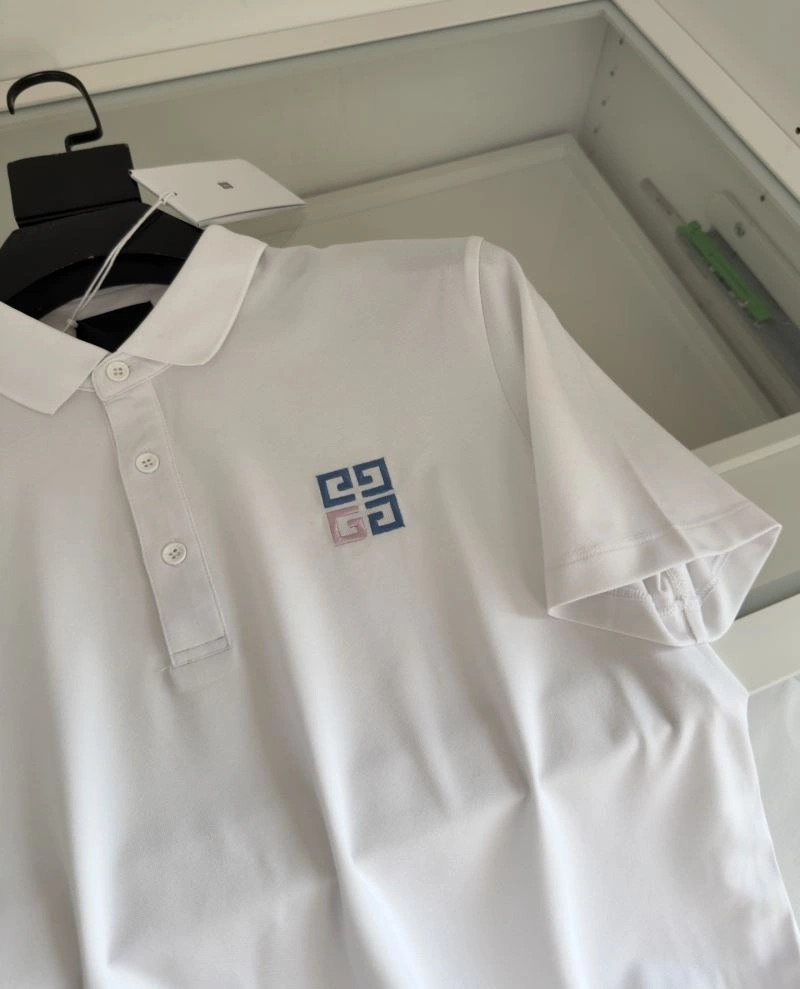Discounted Givenchy T-Shirts