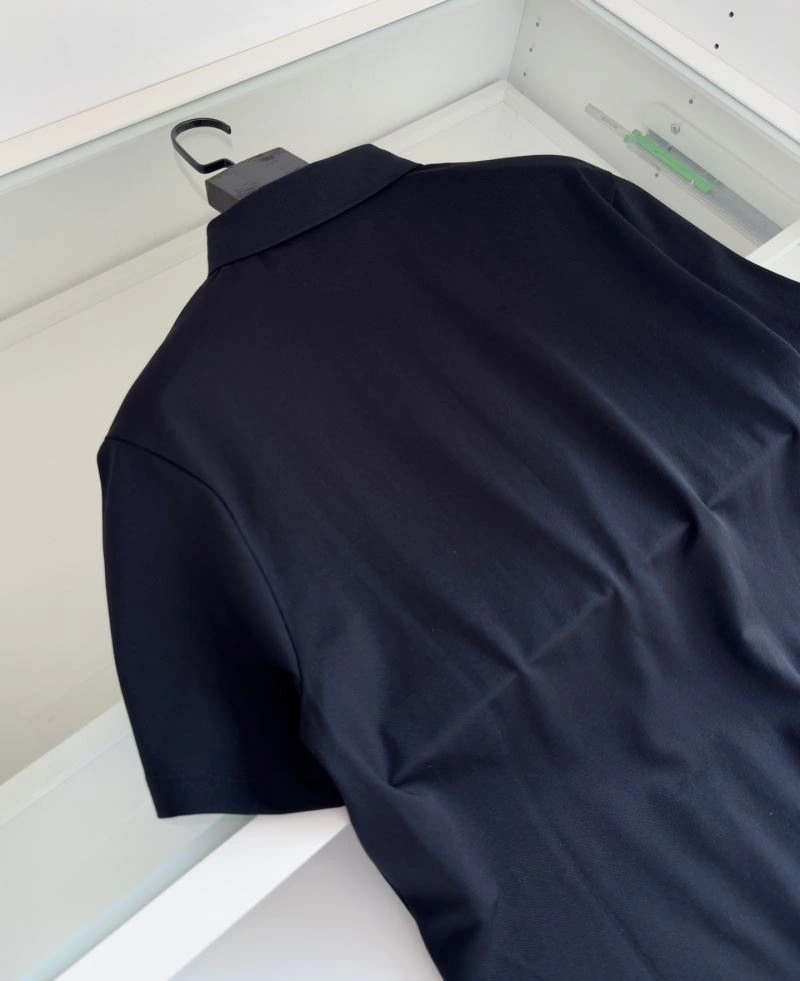 Bargain Givenchy T-Shirts