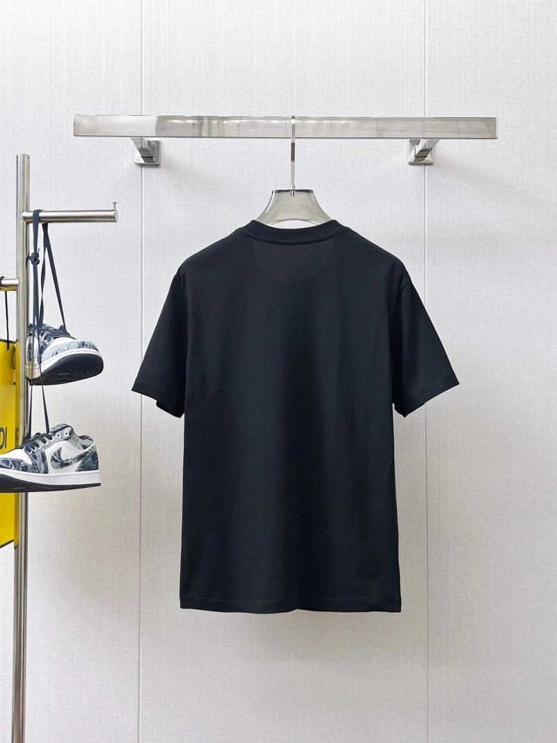 Accurate model Givenchy T-Shirts