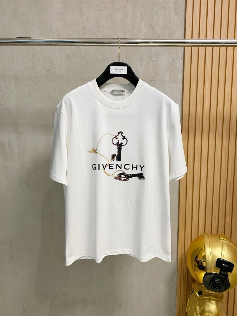 Discounted Givenchy T-Shirts