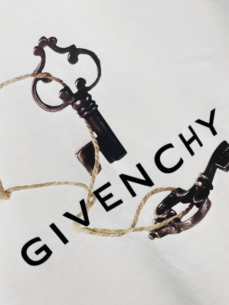 Discounted Givenchy T-Shirts