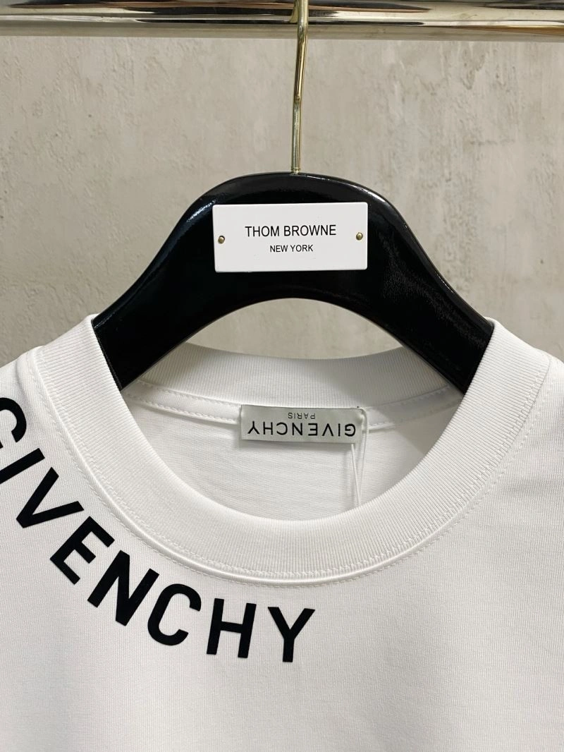 Economical Givenchy T-Shirts