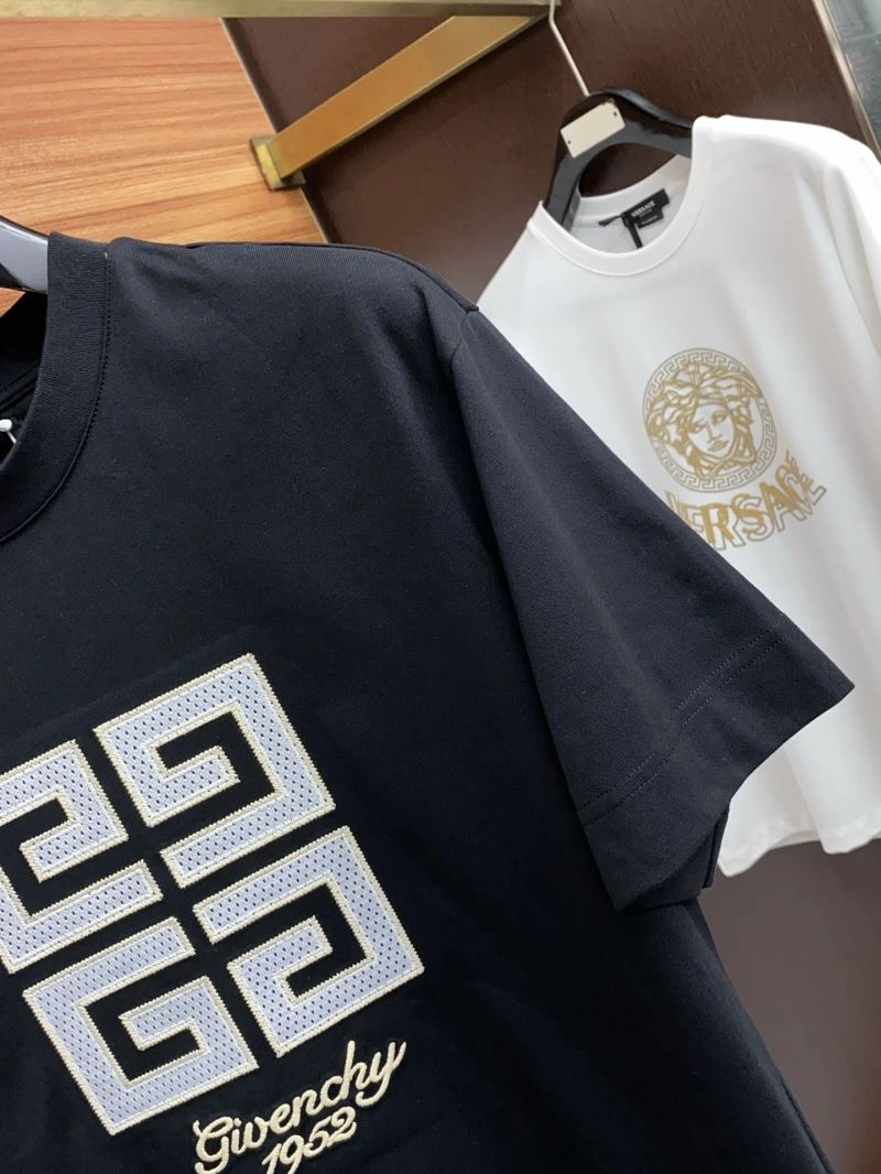 Discounted Givenchy T-Shirts
