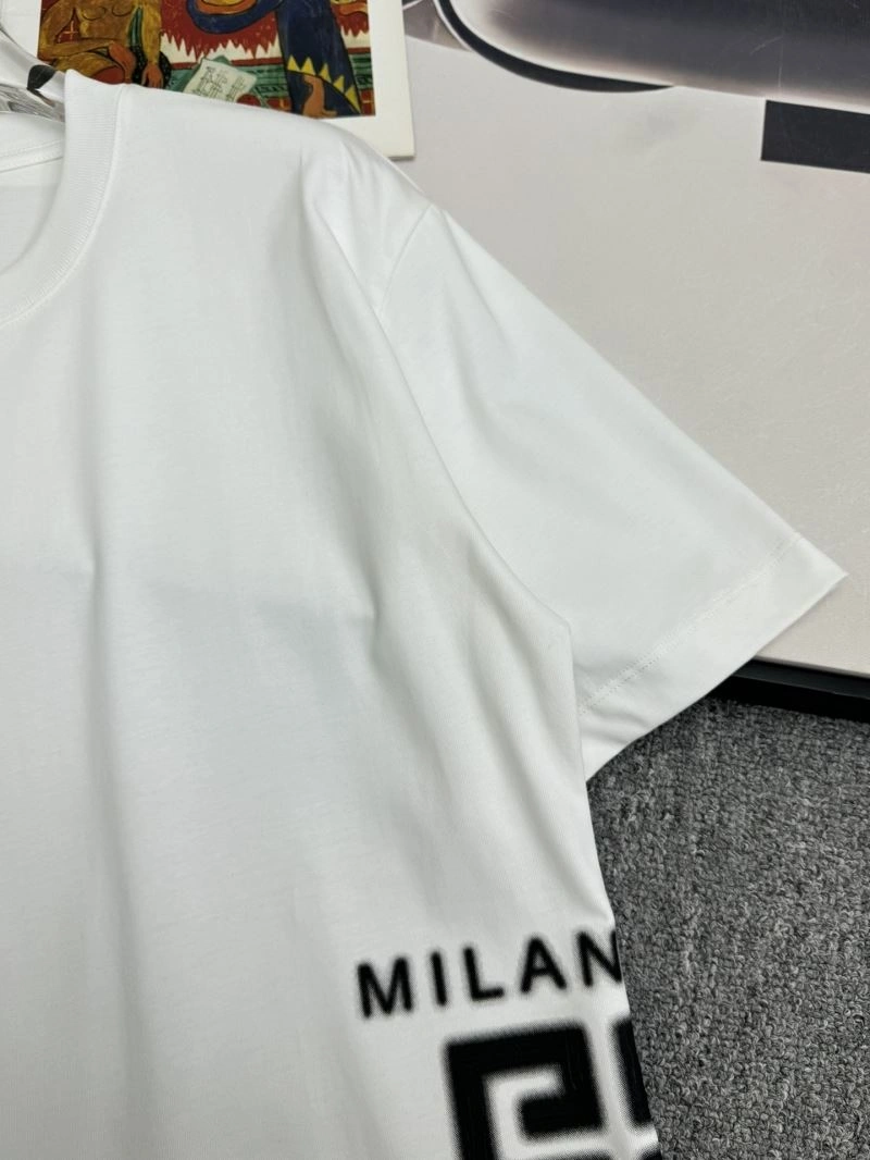 Exact replica Givenchy T-Shirts