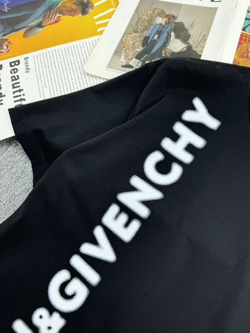 High accuracy Givenchy T-Shirts