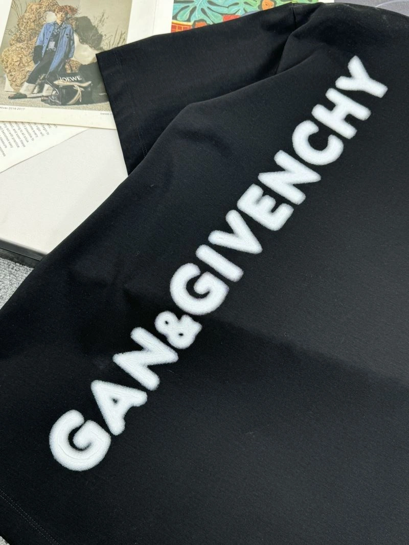 High accuracy Givenchy T-Shirts