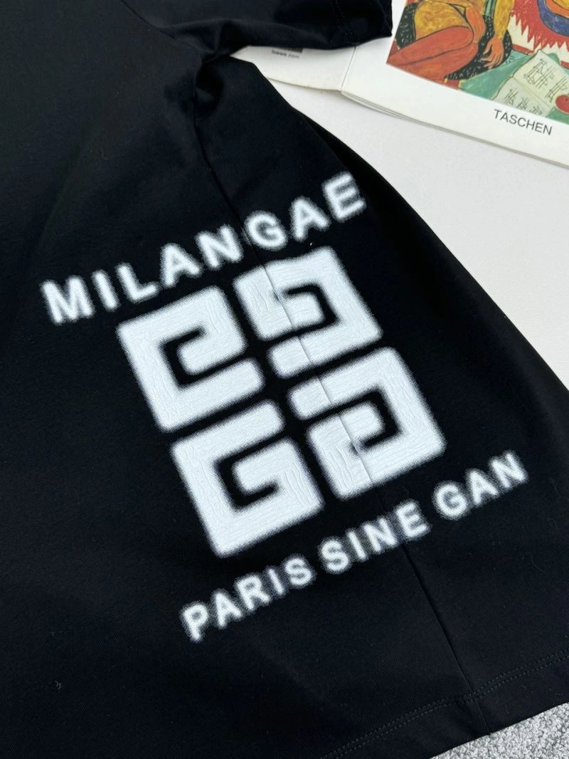 High accuracy Givenchy T-Shirts