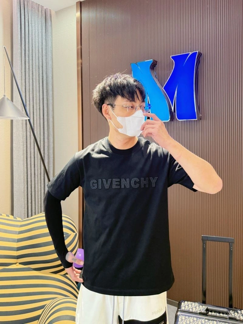 Givenchy T-Shirts