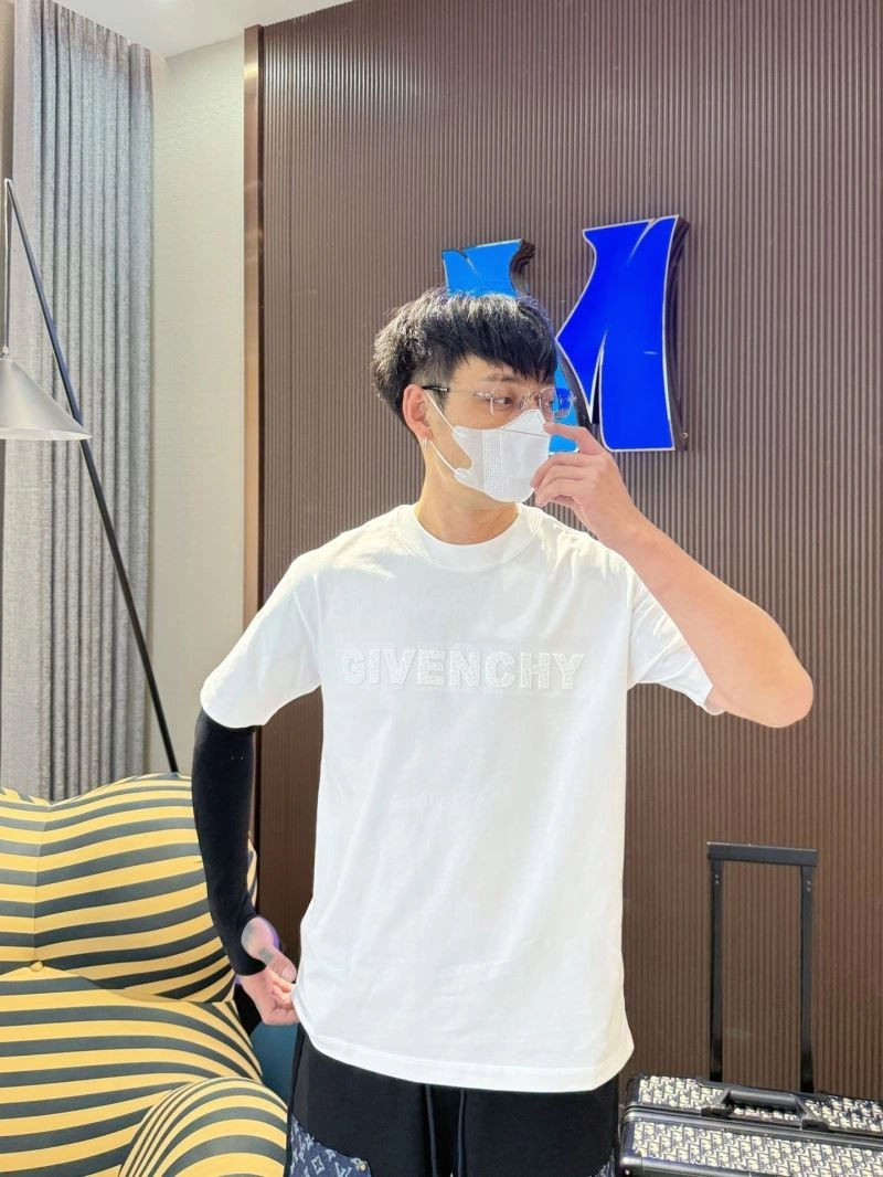 Givenchy T-Shirts