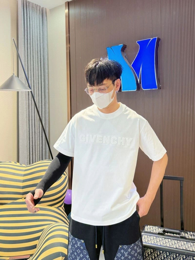 1:1 copy Givenchy T-Shirts