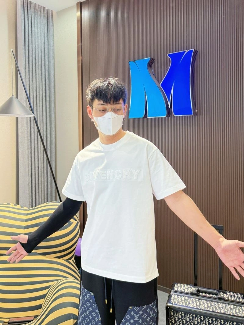1:1 copy Givenchy T-Shirts