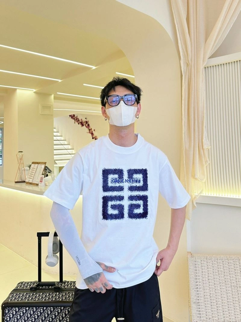 Givenchy T-Shirts
