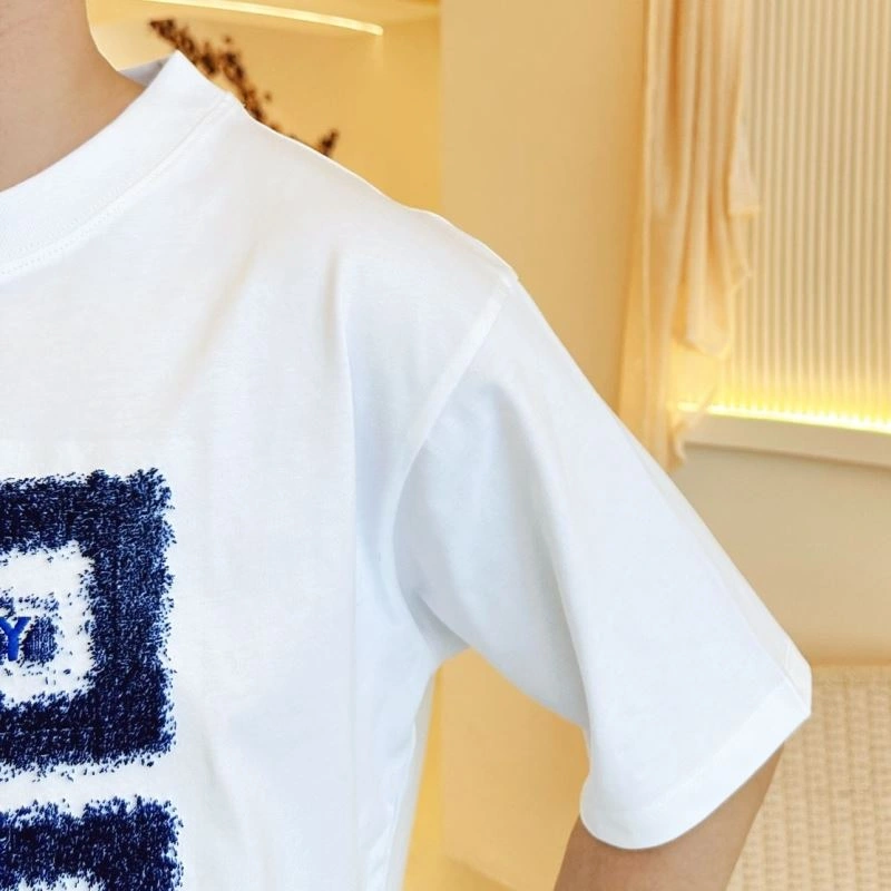 Accurate model Givenchy T-Shirts