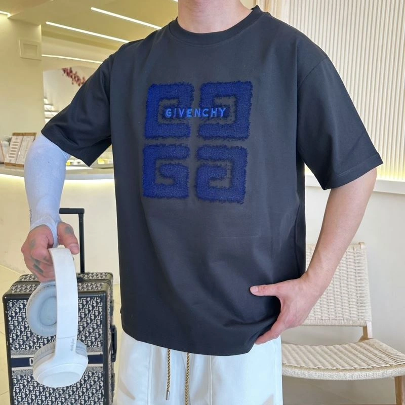 Factory-made Givenchy T-Shirts