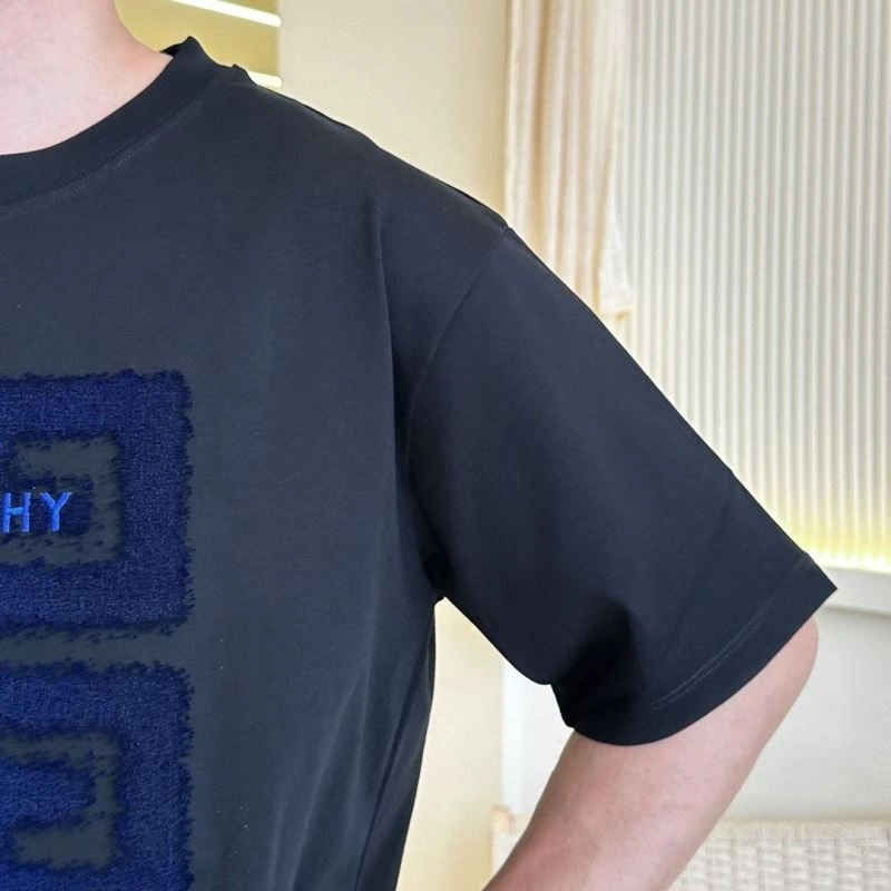 Factory-made Givenchy T-Shirts