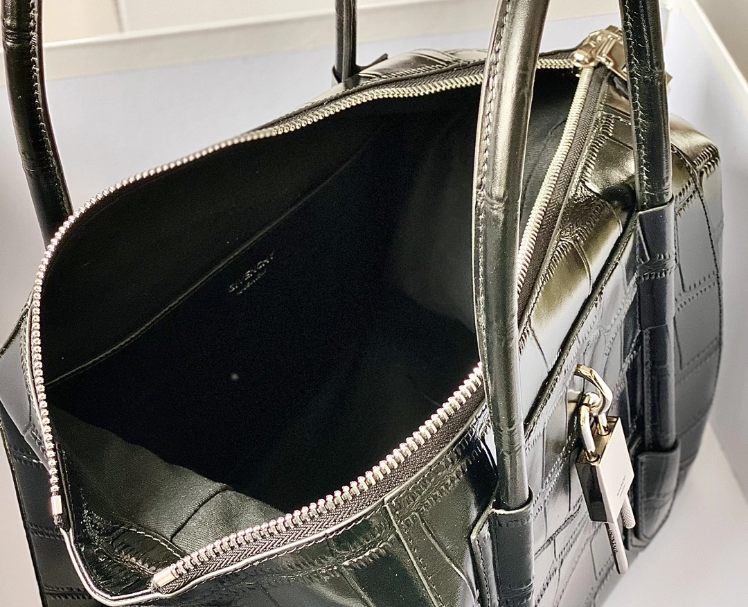 High fidelity Givenchy Top Handle Bags