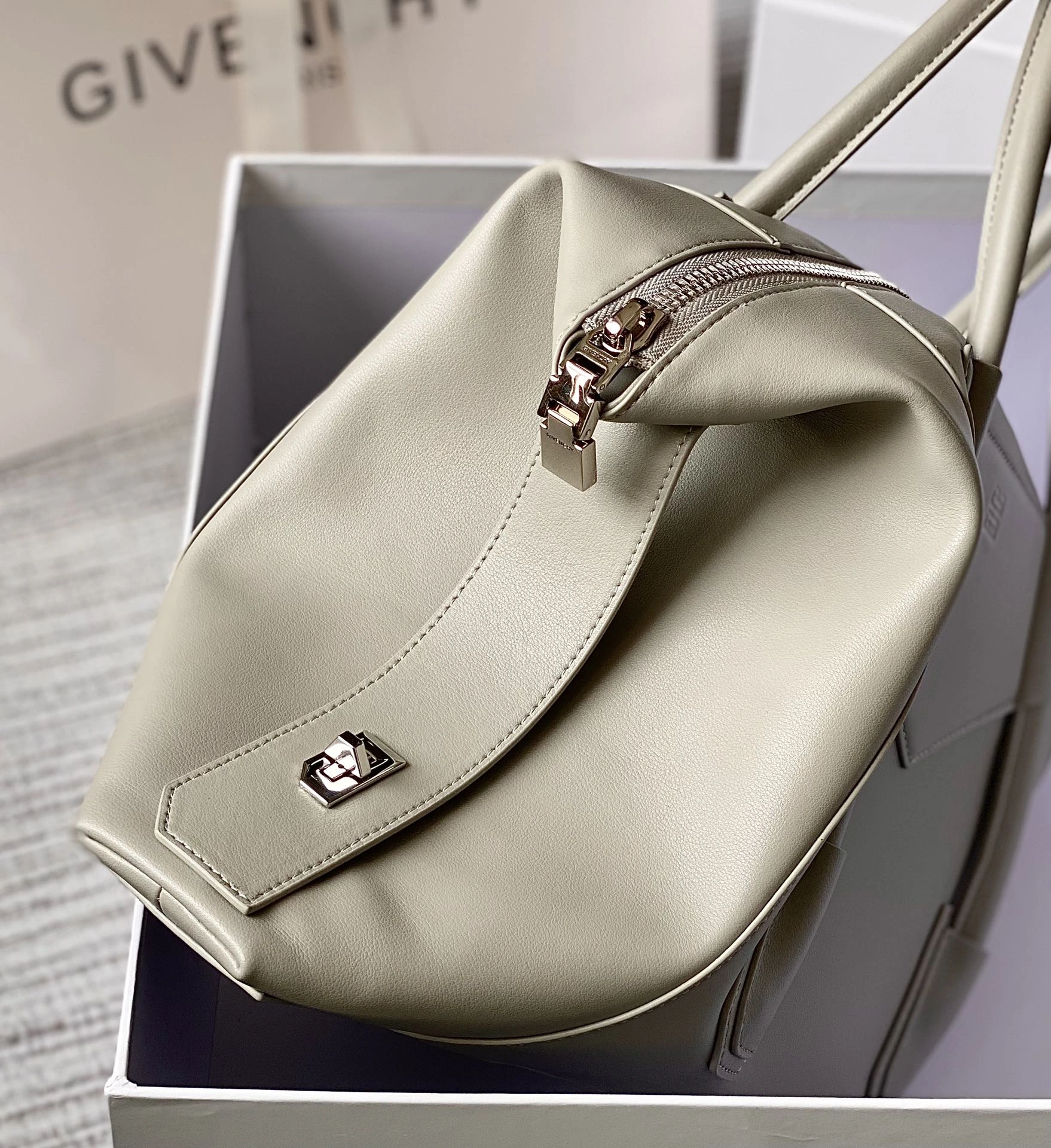 Mirror quality Givenchy Top Handle Bags