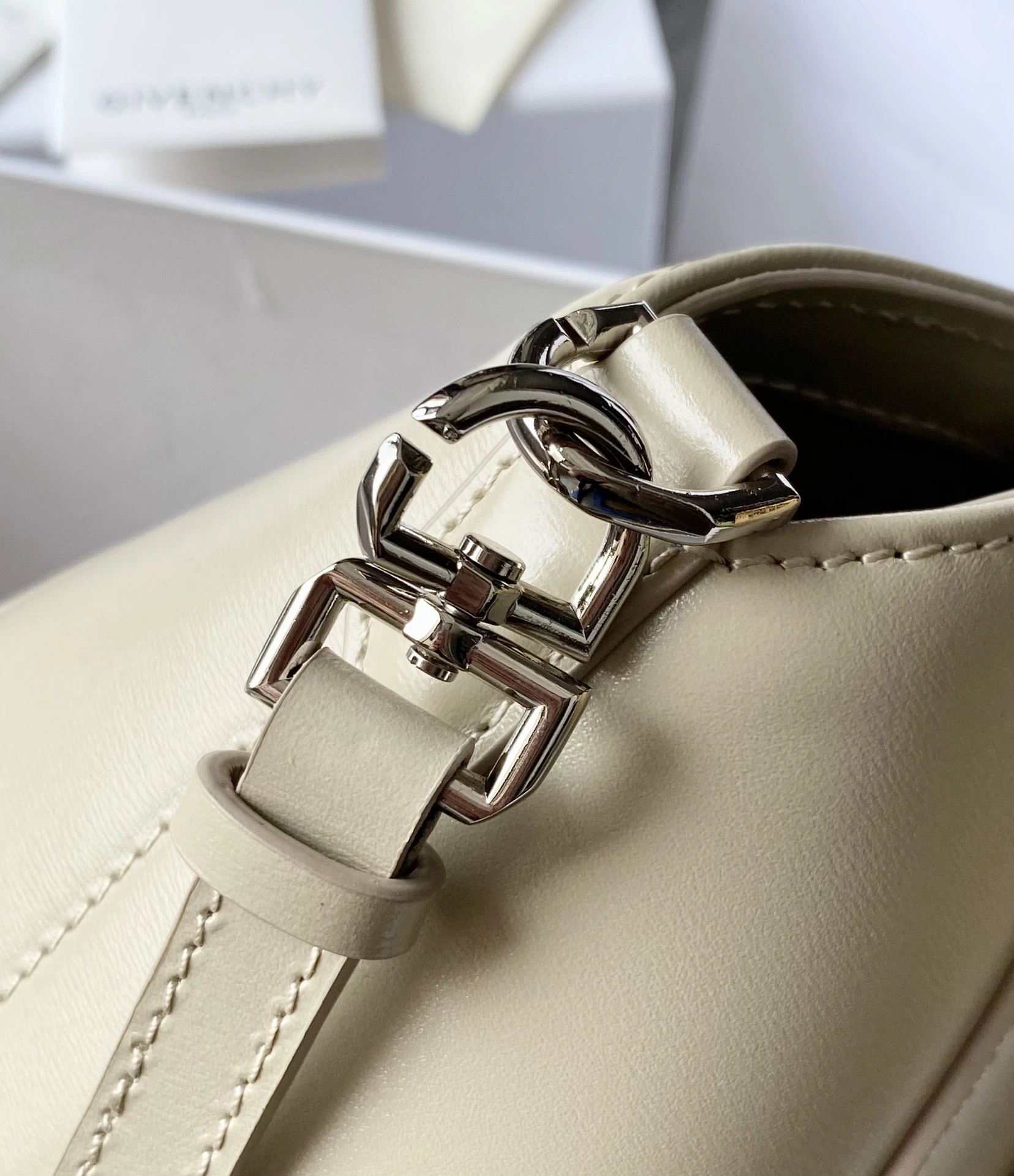 Brand-original Givenchy Top Handle Bags
